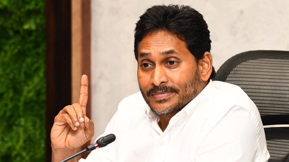 ఎట్టకేలకు సజ్జల పై జగన్ వేటు..!! | YS Jagan appoints new social media incharge in place of ...