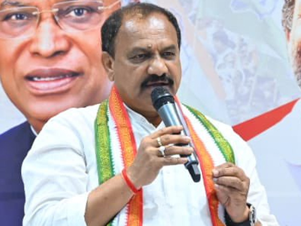 Congress: అన్ని వర్గాలకు ప్రాధాన్యత ఇస్తామన్న మహేశ్ కుమార్ గౌడ్.. | TPCC President Maheshu Kumar ...