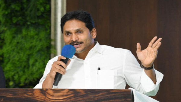 అరెస్టుల వేళ.. జగన్ వరుస భేటీలు | YS Jagan to meet YSRCP's local body representatives on May 20 ...