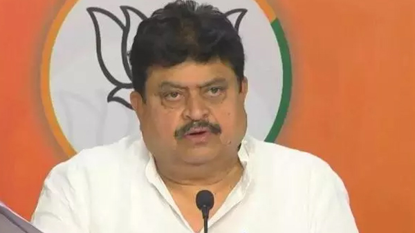 నన్ను డమ్మీ అన్నవాళ్లకు డాడీ అవుతా.. తెలంగాణ బీజేపీ చీఫ్ వార్నింగ్ ...